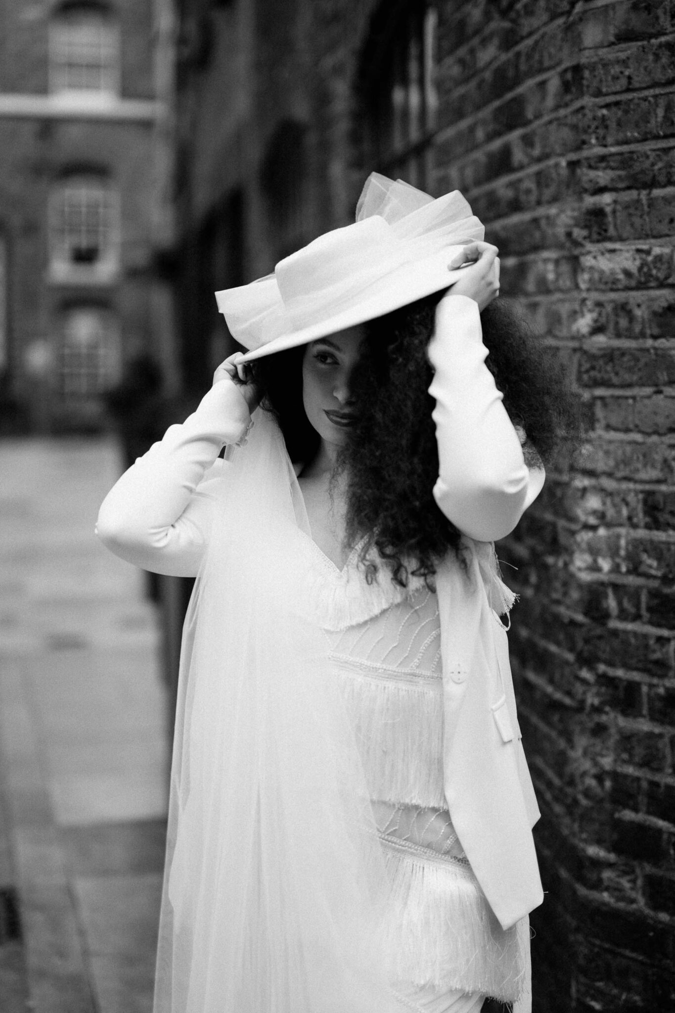 London City Elopement - Mia and George - Laura Williams Weddings